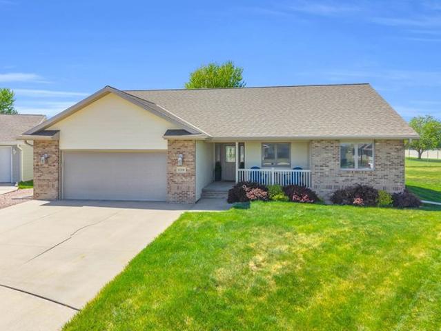 6308Q Avenue Pl, Kearney, NE 68847