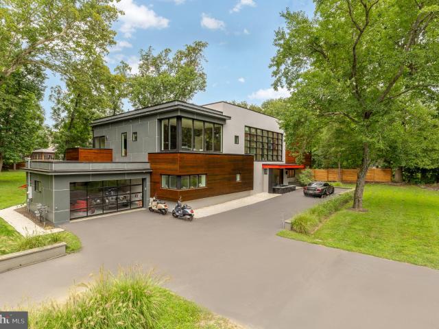 6309 Bradley Blvd, Bethesda, MD 20817 | MLS #MDMC2216