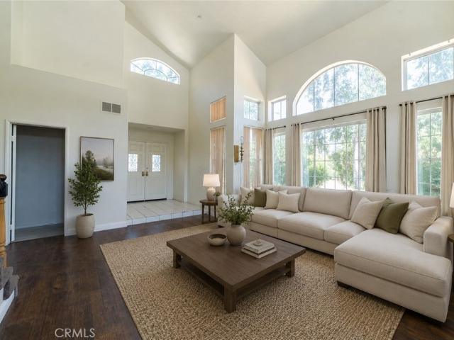 6309 Calle Hermoso