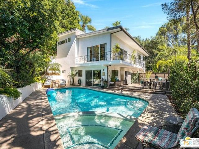 6309 Ivarene Ave, Los Angeles, CA 90068