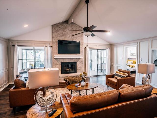 6309 Riviera Drive
