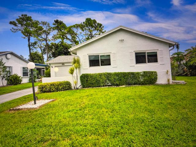 6309 Silver Moon Ln, Greenacres, FL 33463 | MLS #B26023
