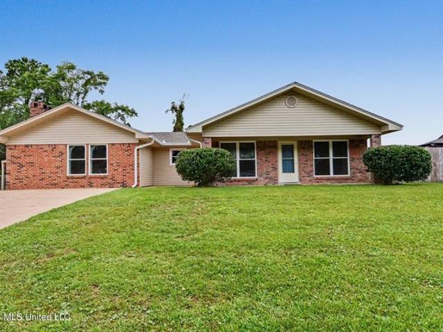 6309J F Douglas Dr, Ocean Springs, MS 39564