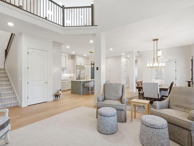 6300 Murano Way, Columbia, MO 65201