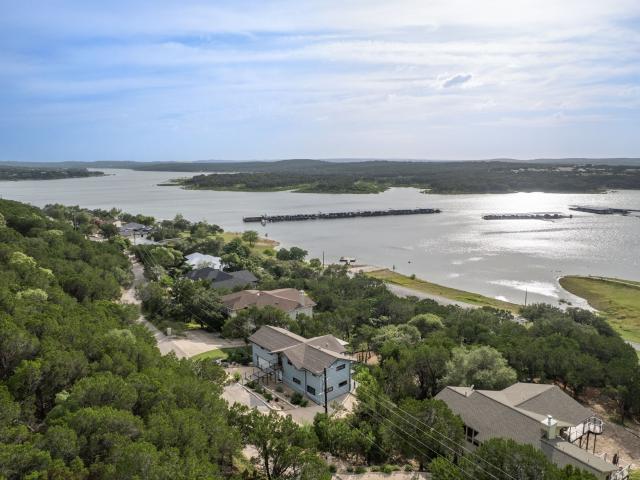 6300 Lakeshore Dr, Lago Vista, TX 78645 | MLS #7703