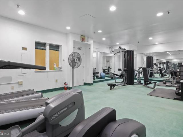 6300 Stevenson Ave, Unit 1122, Alexandria, VA 22304 | MLS #VAAX2058