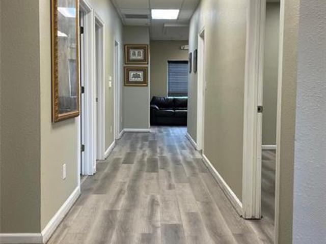 6300 Stonewood Drive # 406