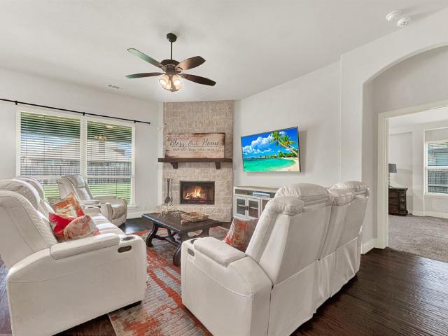 6300 Sudbury Lane