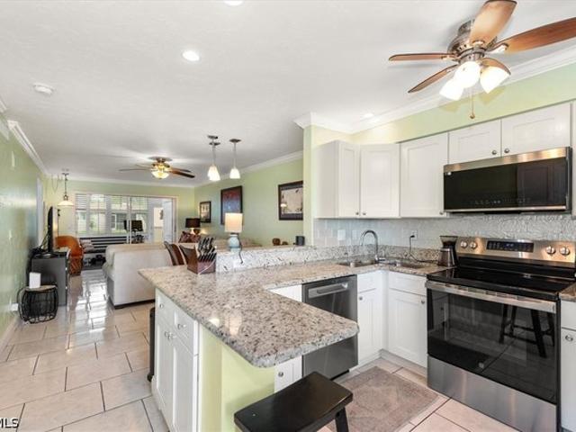 6300 S Pointe Blvd Apt 205, Fort Myers, FL 33919