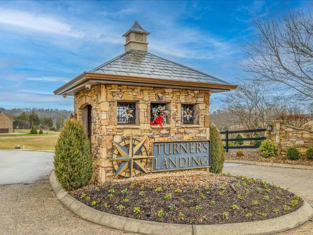 6300 Turners Pond Trail
