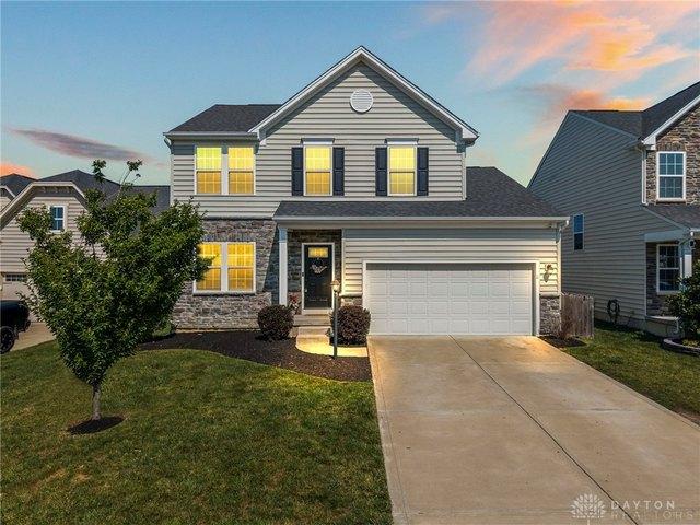 6300 Willow Oak Dr, Tipp City, OH 45371