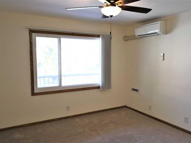 6300 York Apartments, LLC 2 Bedroom Apartment for Rent at 6300 York Ave S, Edina, MN 55435 Edina