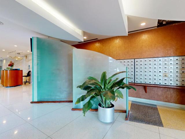 6301 N Sheridan Road # 18E