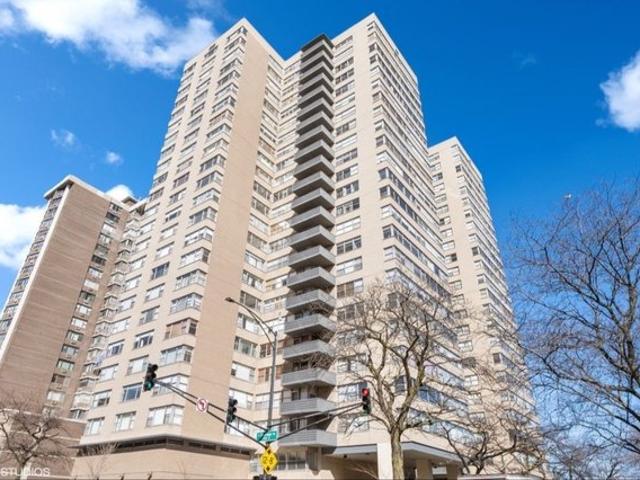 6301 N Sheridan Rd Apt 19D, Chicago, IL 60660
