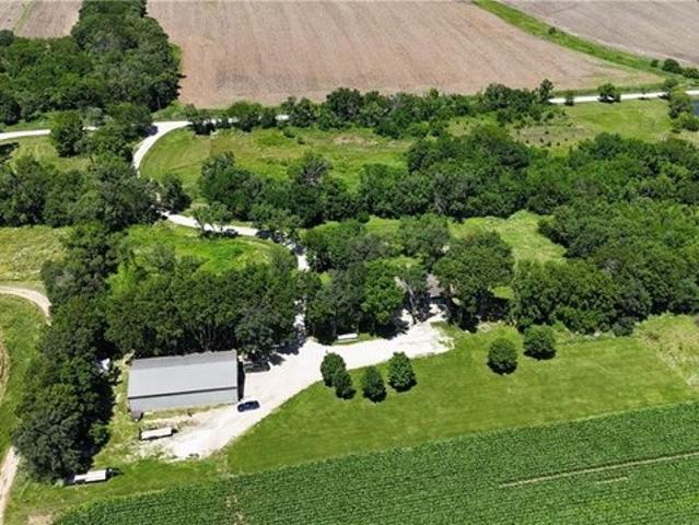 6301 E 285th St, Freeman, MO 64746