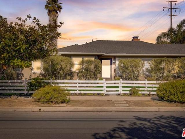 6301 W 77th St, Los Angeles, CA 90045