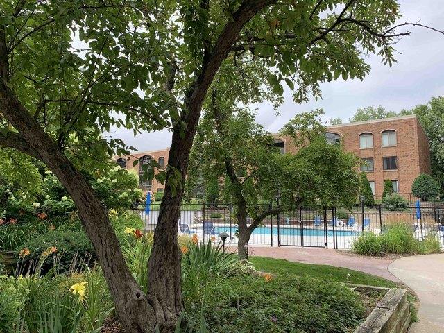 6302 Mineral Point Rd Unit 303, Madison, WI 53705