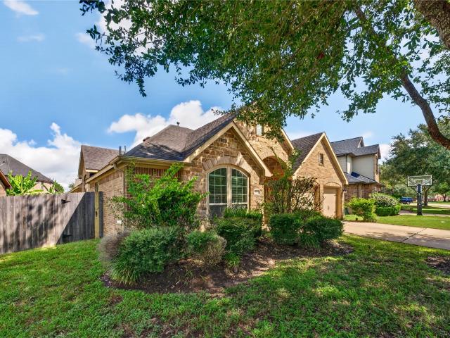 6302 Falling Briar Lane