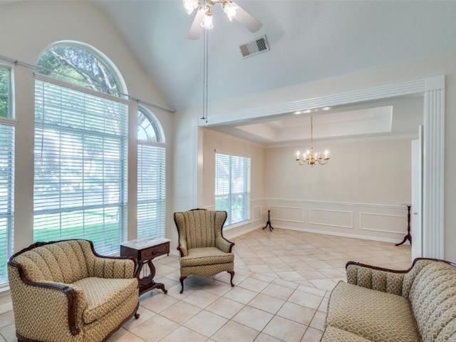 6302 Hidden Springs