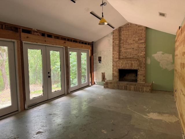 6302 Waynesburg Cv