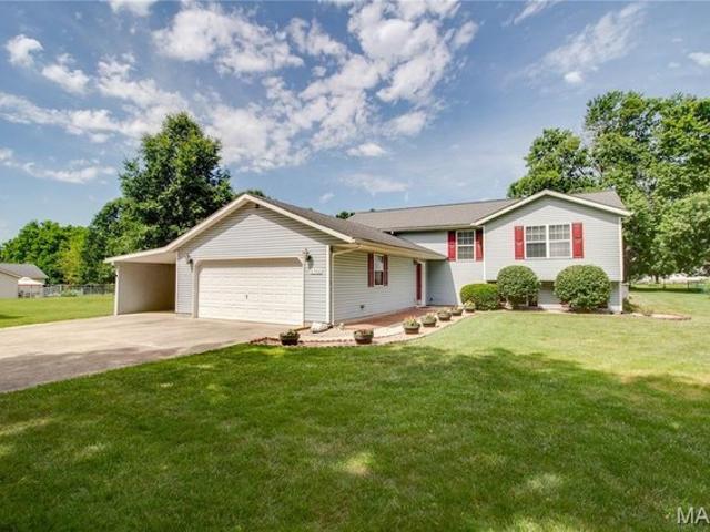6302 Wenzel Rd, Alton, IL 62002