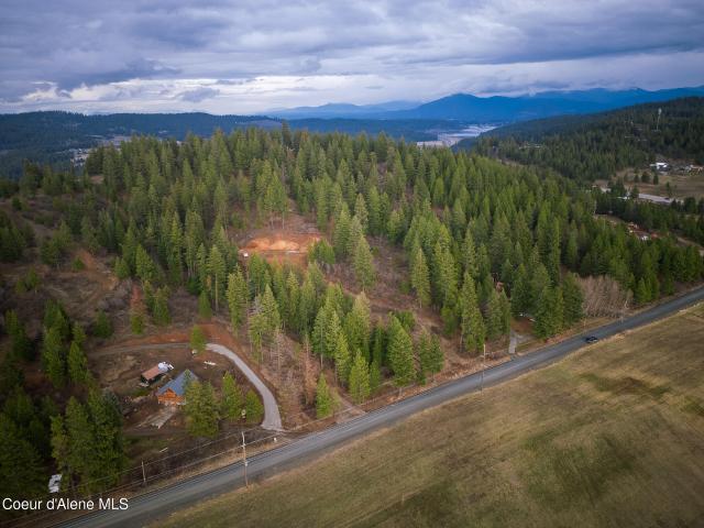 6303 W Dower Rd, Coeur D'Alene, ID 83814 | MLS #26 1193 | Compass