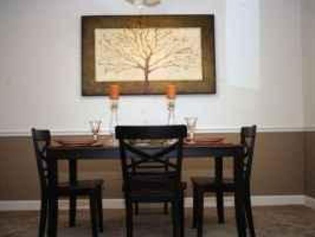 $630 / 2br Two Bedroom Bath and a Half Salem, VA map