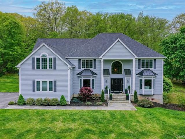 630 Chappaqua Rd, Briarcliff Manor, NY 10510