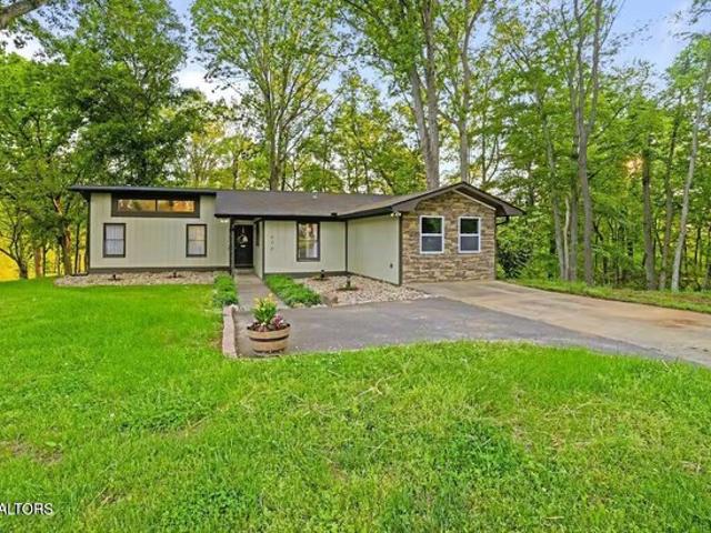 630 Ancient Oaks Ct, White Pine, TN 37890