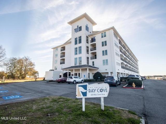 630 Bay Cove Dr Unit 212, Biloxi, MS 39532