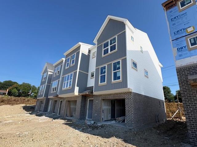 630 Brightview Pl Unit 23, Forest Park, OH 45240
