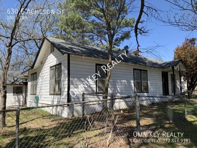 630 E Acheson St, 2 beds, 1 full bath