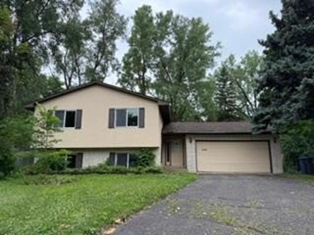 630 Hall Ln, Minneapolis, MN 55411