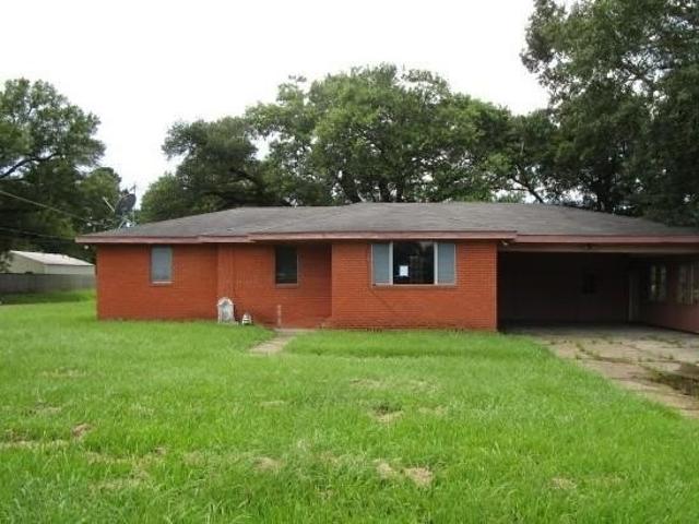 630 Highway 1188, Hessmer, LA 71341