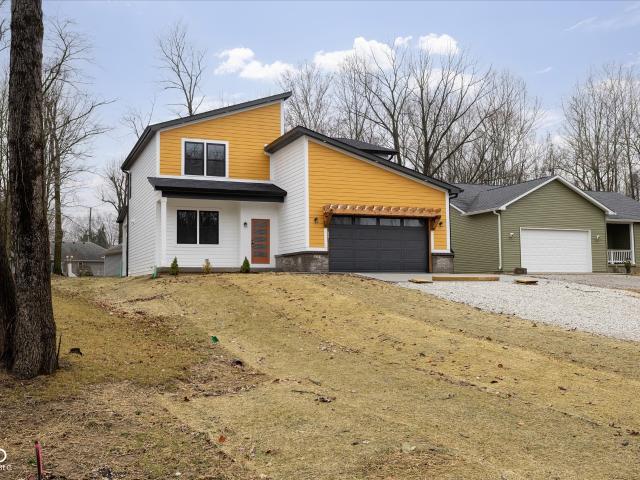 630 Mill Spring Dr, Coatesville, IN 46121 | MLS #22076 | Compass