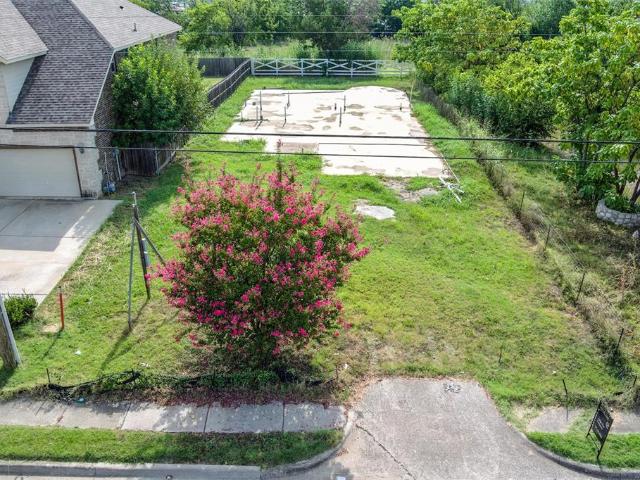 630 N Irving Heights Dr, Irving, TX 75061 | MLS #21018