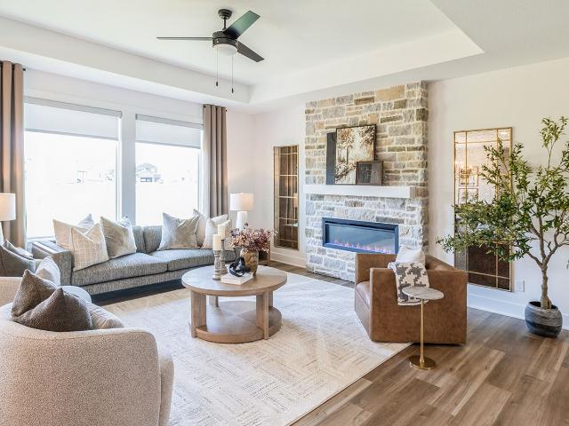 630 NW Concord Lane