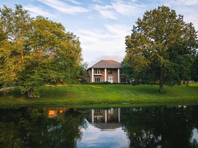 630 S Farmingdale Rd, New Berlin, IL 62670