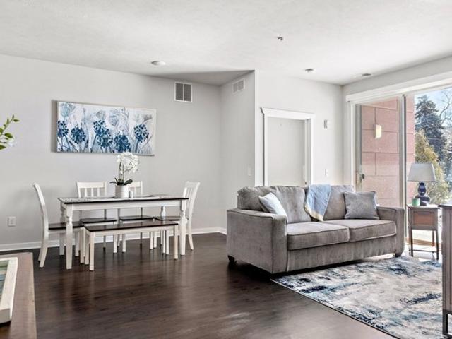 630 S Garfield Ave Apt 118, Traverse City, MI 49686