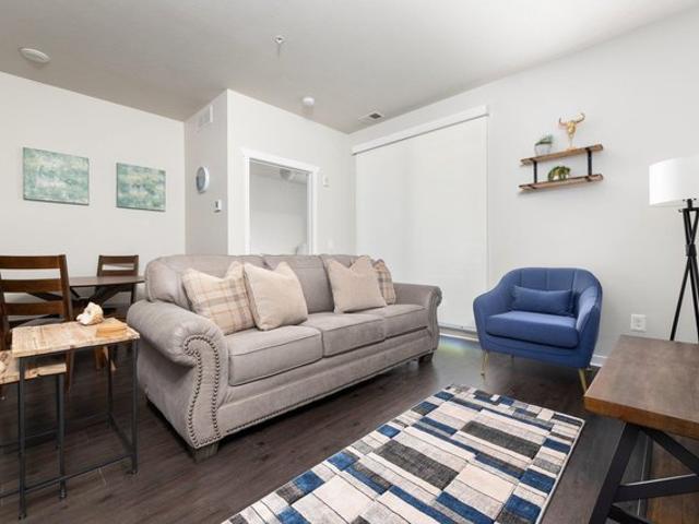 630 S Garfield Ave Apt 116, Traverse City, MI 49686