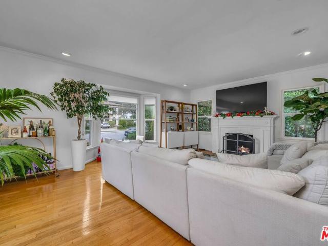 630 S Gretna Green Way
