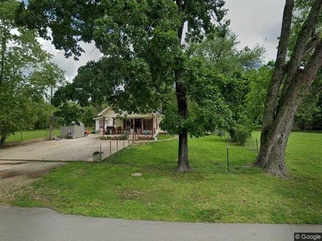 630 South Rd, Ellington, MO 63638