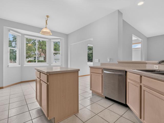 630 Saugatuk Circle