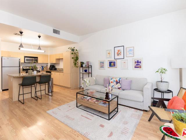 630 W 6th St, Unit 407, Los Angeles, CA 90017 | MLS #26662 | Compass