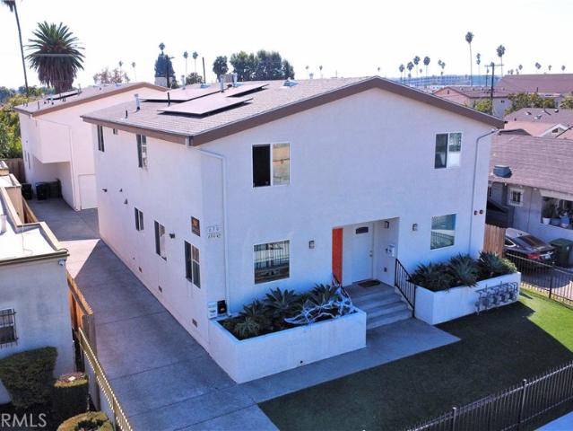630 W 79th St, Los Angeles, CA 90044 | MLS #CV25259