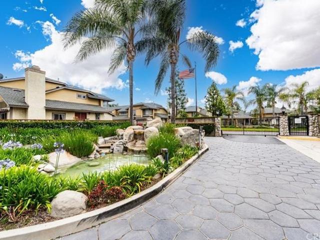630 W Palm Ave #44, Orange, CA 92868