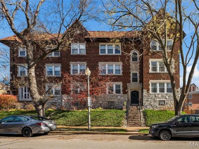 630 Westwood Dr Apt 2S, Clayton, MO 63105