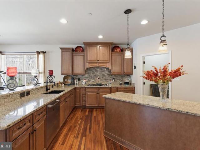 6314 Naylors Reserve Court