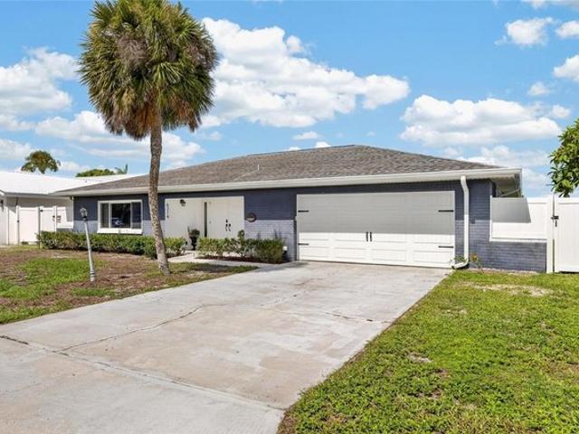6314 Wisteria Ln, Apollo Beach, FL 33572