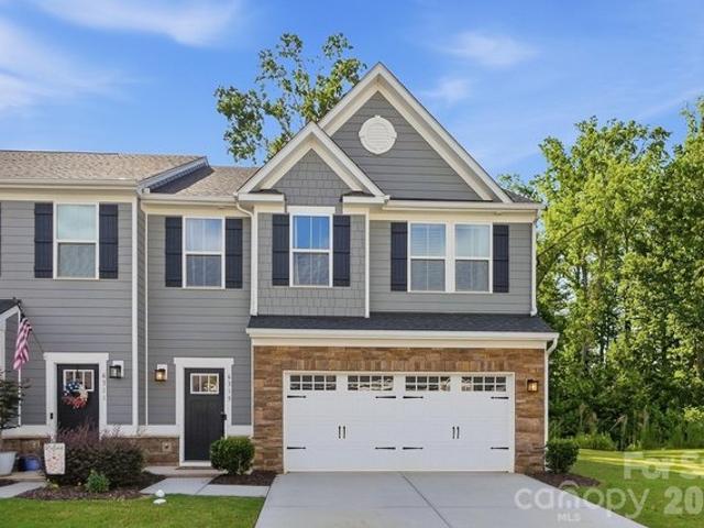 6315 Ashton Park Dr, Denver, NC 28037